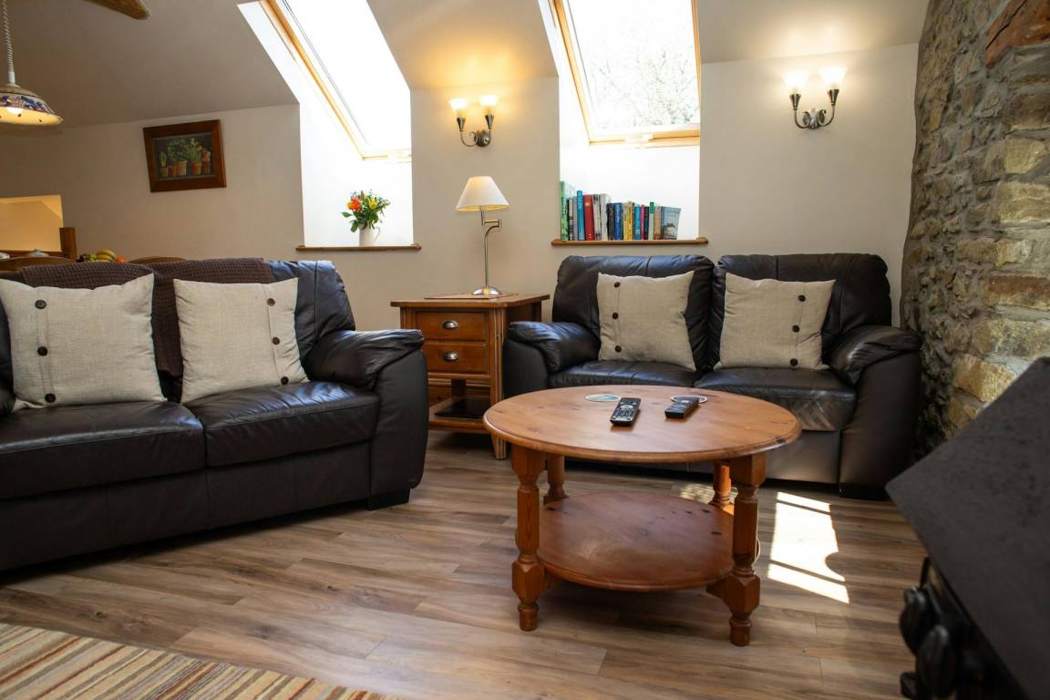 139 M² Cottage ∙ 2 Bedrooms ∙ 4 Guests - Aberporth