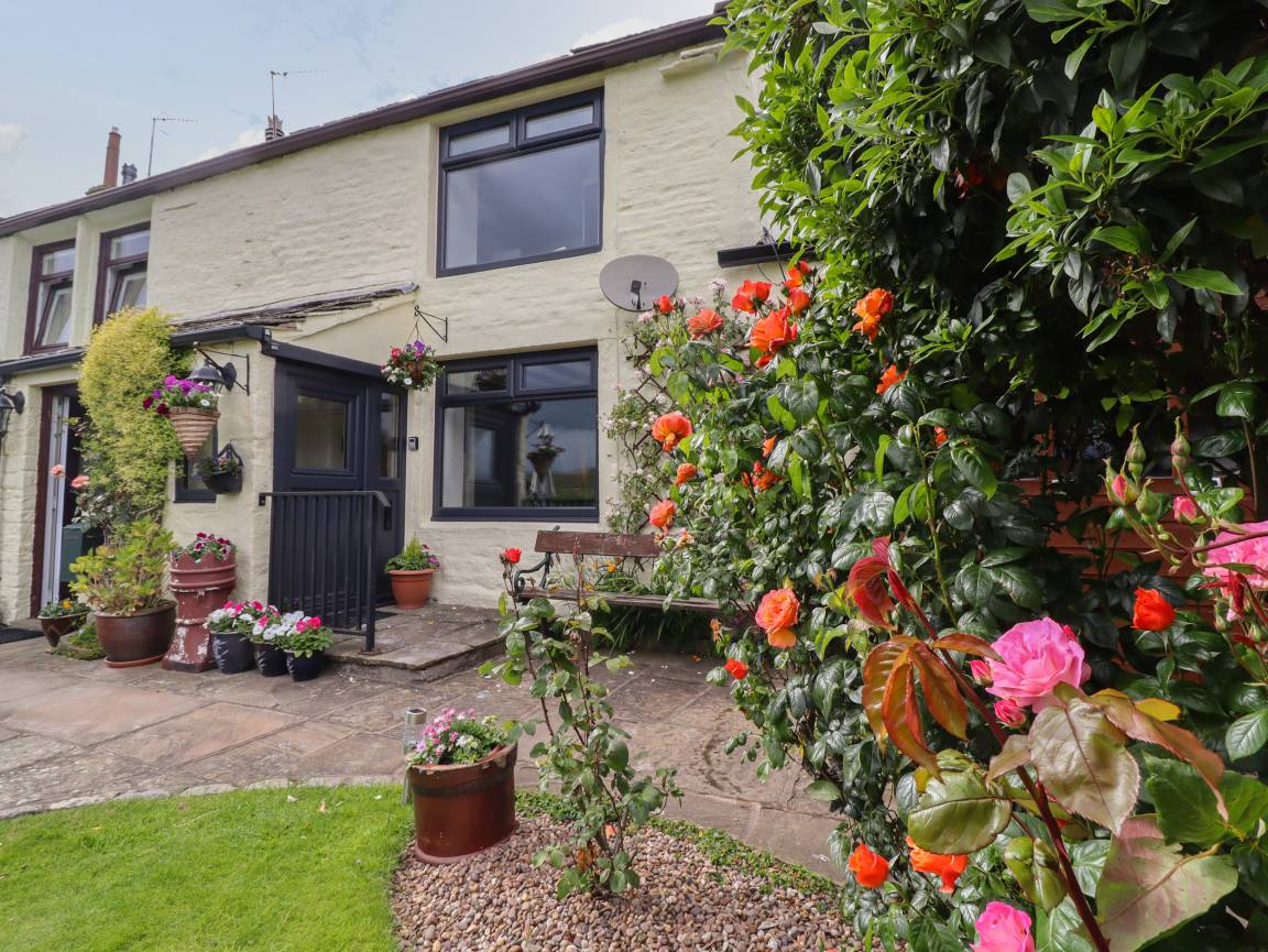 Cottage ∙ 2 Bedrooms ∙ 4 Guests - Hebden Bridge