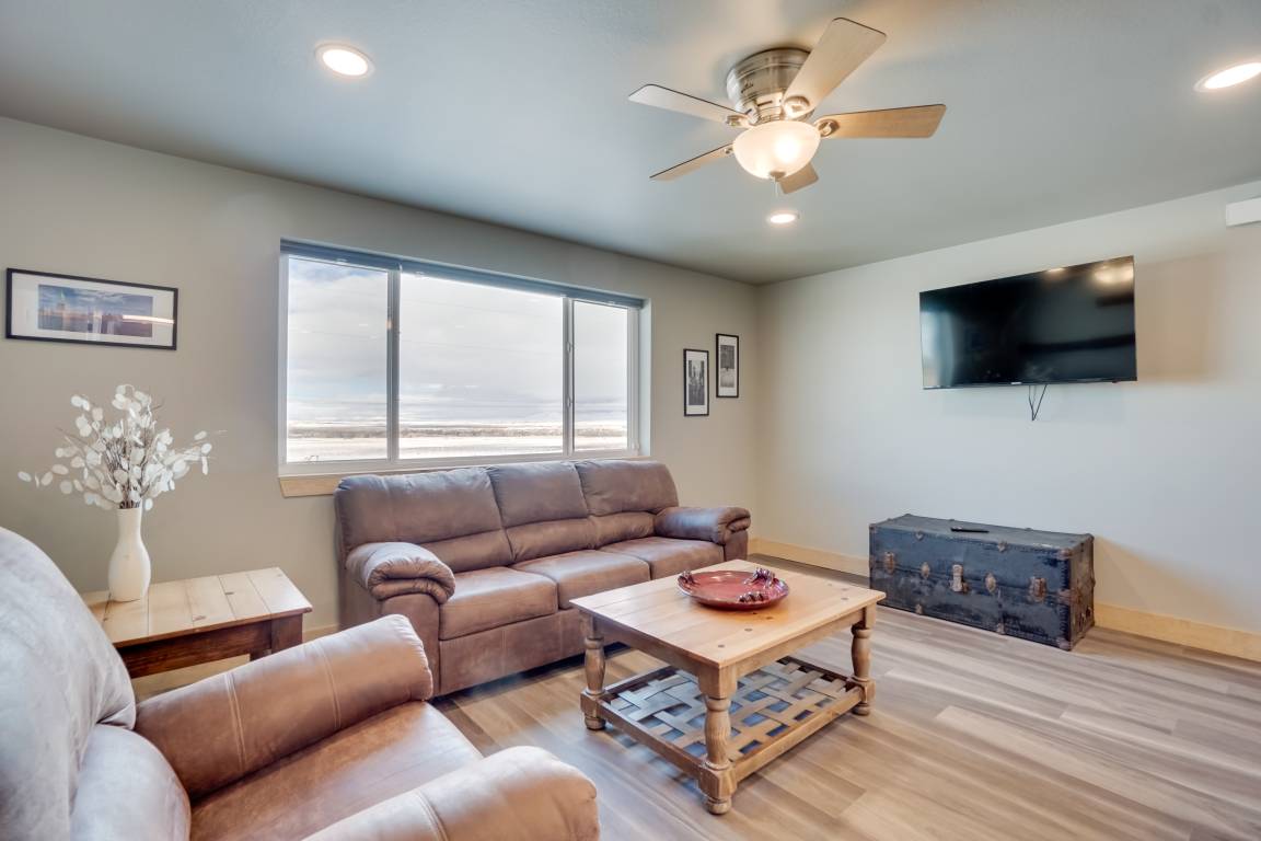 78 M² Apartment ∙ 2 Bedrooms ∙ 4 Guests - Wyoming