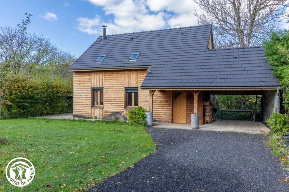 95 M² Gîte ∙ 3 Chambres ∙ 6 Personnes - Puy-de-Dôme