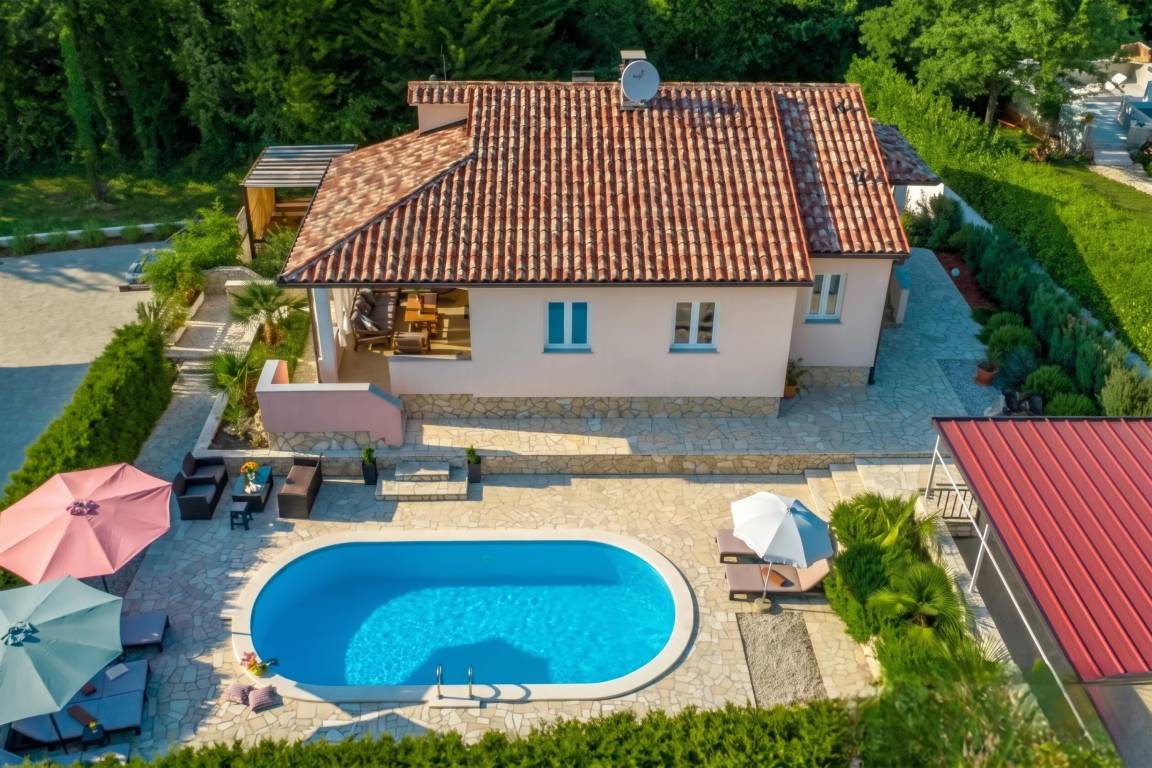 140 M² Casa ∙ 4 Habitaciones ∙ 8 Huéspedes - Rabac