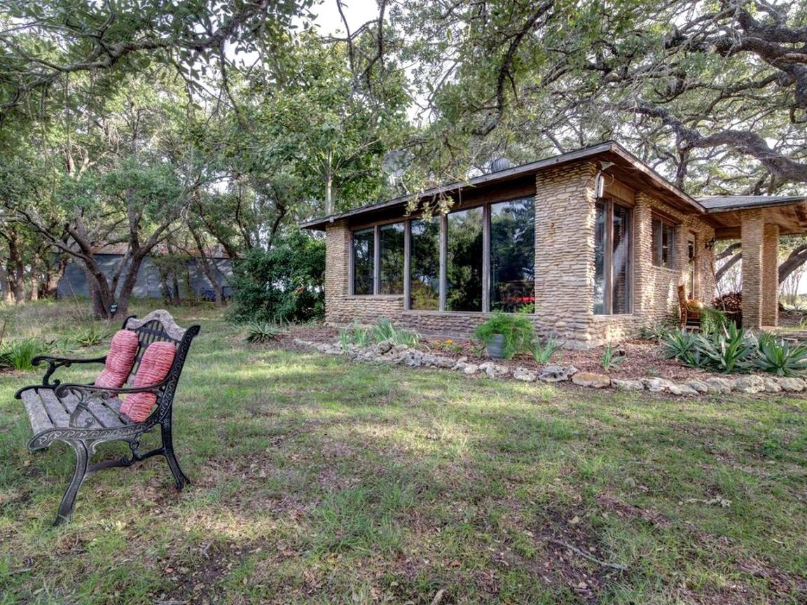 Casa ∙ 1 Habitación ∙ 2 Huéspedes - Taylor, TX