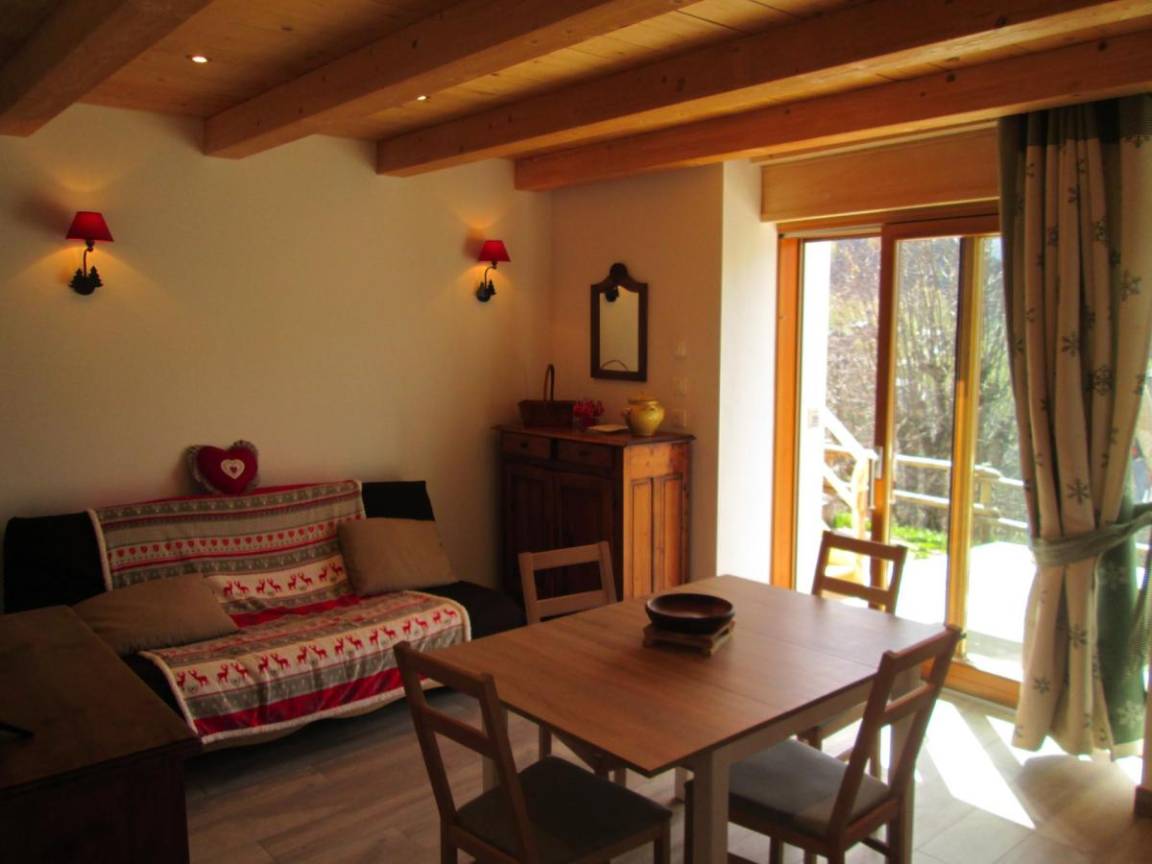 66 M² Appartement ∙ 2 Chambres ∙ 5 Personnes - Areches Beaufort