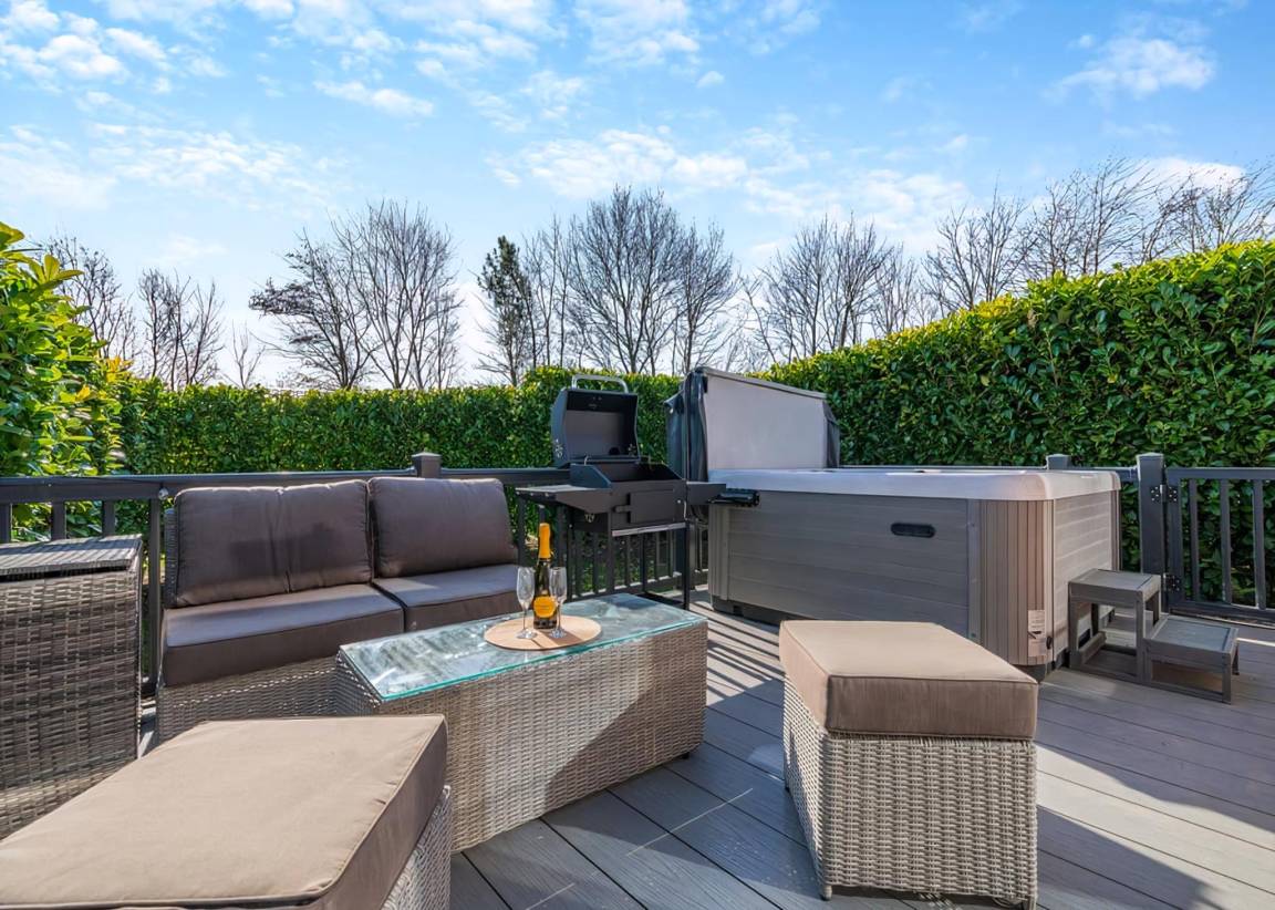Chalet ∙ 2 Bedrooms ∙ 4 Guests - Kingston upon Hull