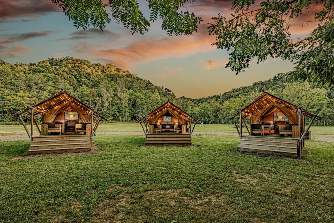 Camping ∙ 3 Bedrooms ∙ 6 Guests - Douglas Lake, TN