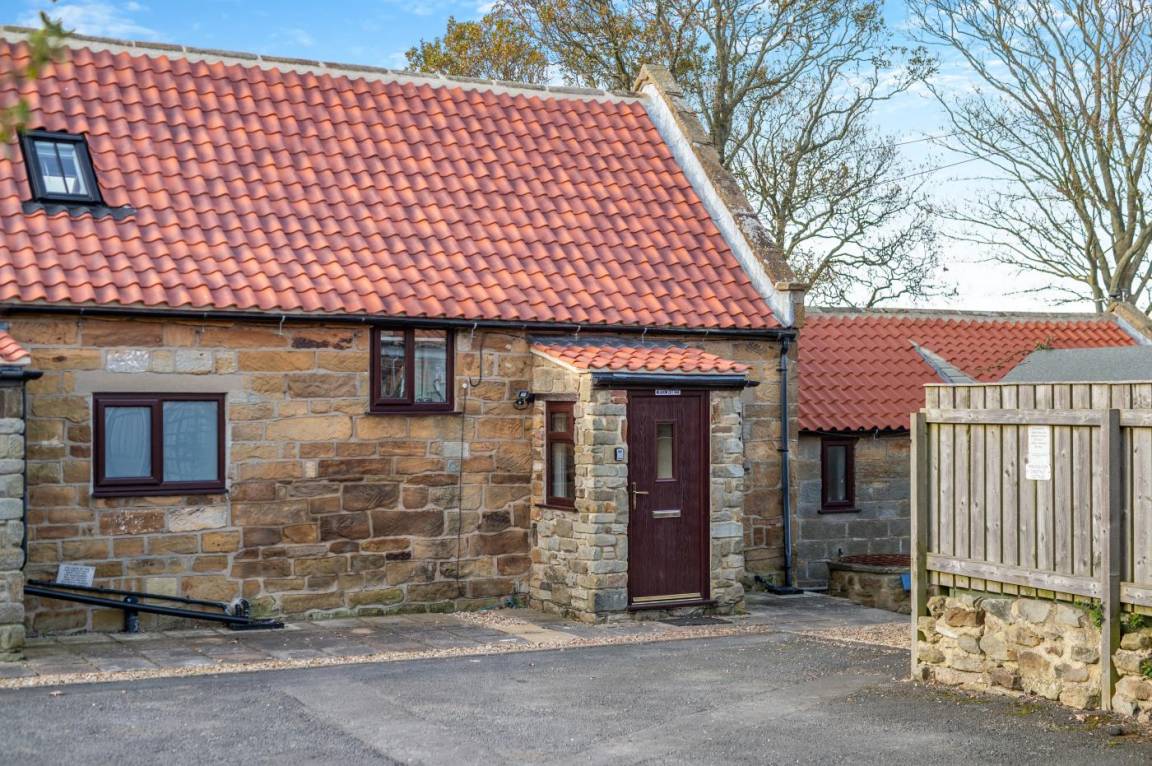 Cottage ∙ 2 Bedrooms ∙ 3 Guests - Sandsend