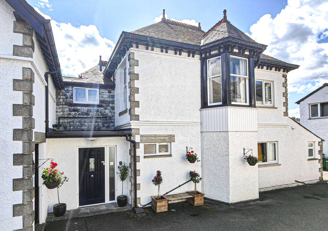 Cottage ∙ 8 Bedrooms ∙ 17 Guests - Keswick