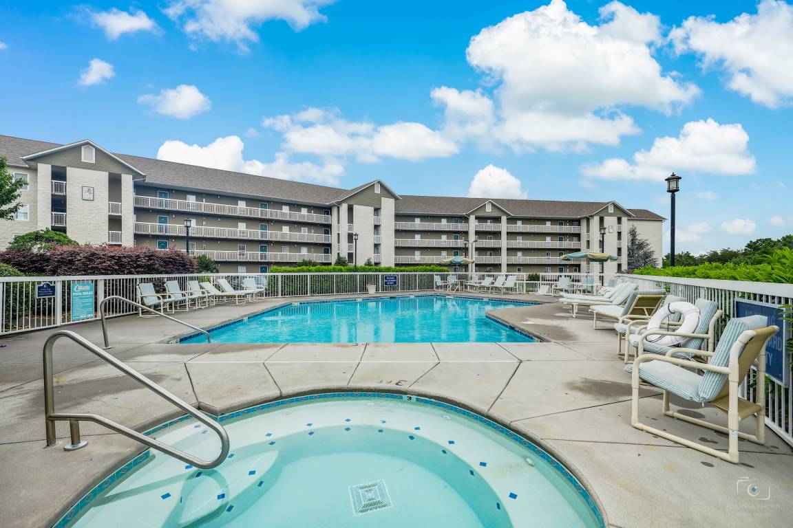 111 M² Condo ∙ 2 Bedrooms ∙ 4 Guests - Gatlinburg, TN