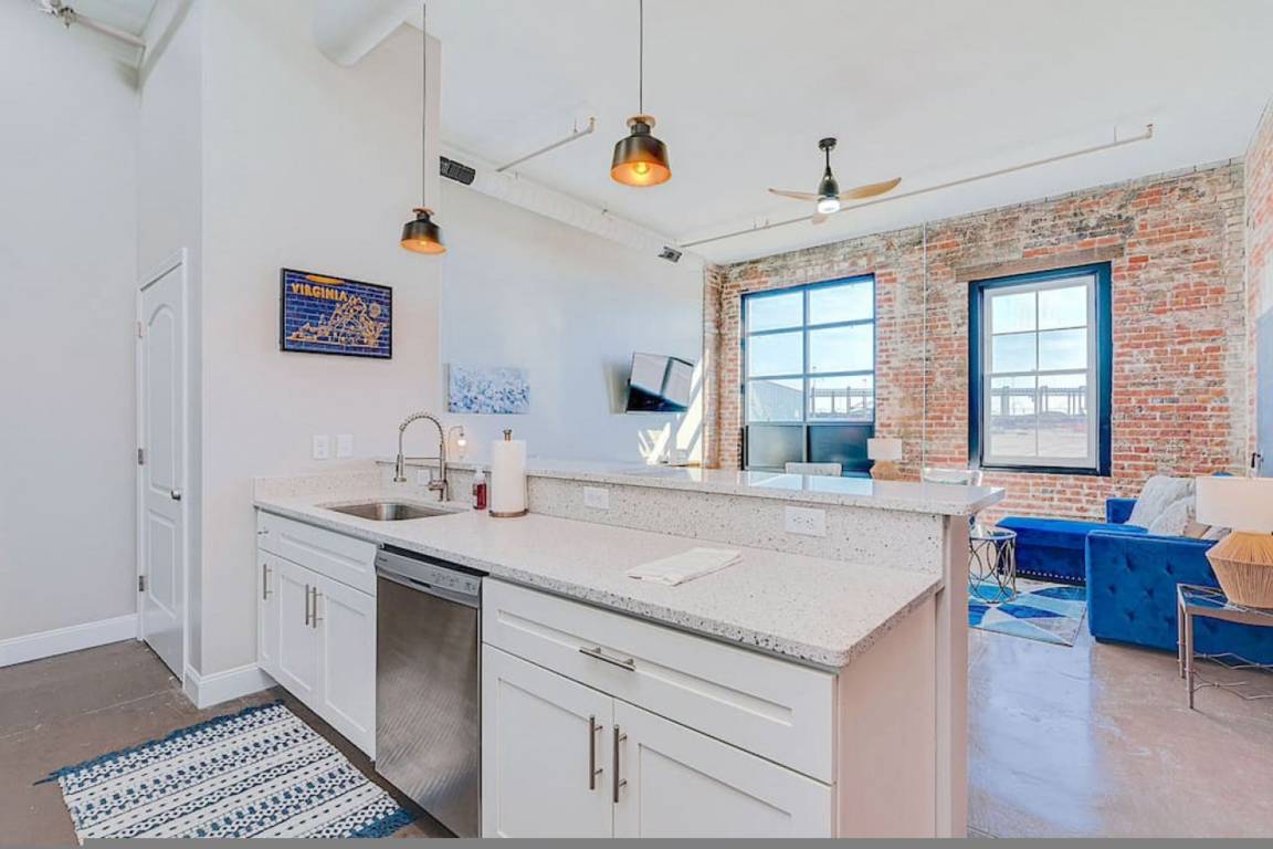 88 M² Apartment ∙ 1 Bedroom ∙ 4 Guests - Newport News, VA