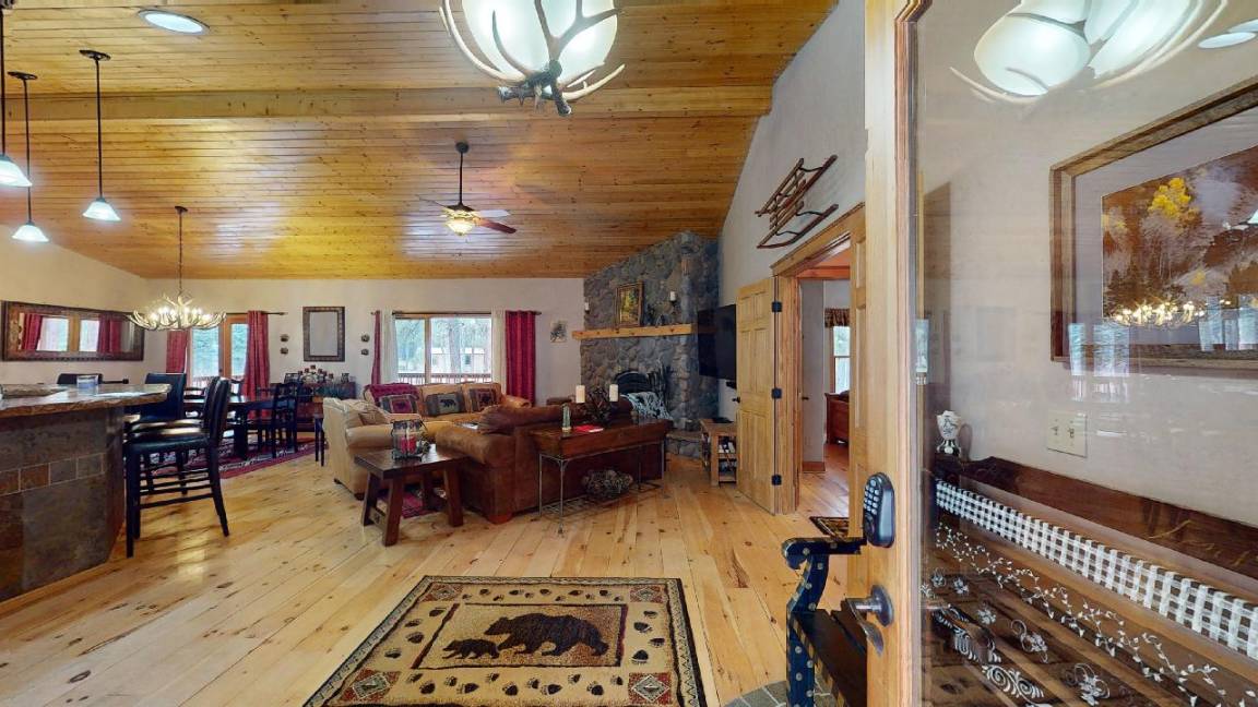 172 M² House ∙ 3 Bedrooms ∙ 8 Guests - Angel Fire, NM