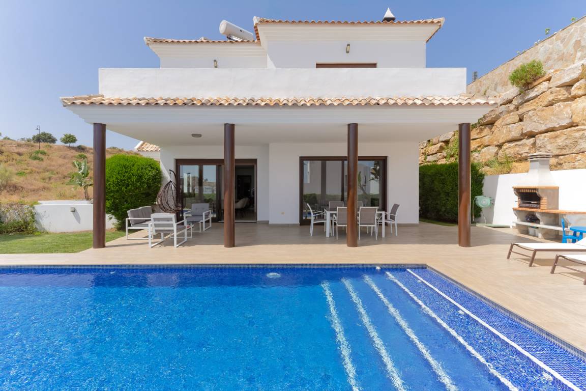 180 M² Casa ∙ 3 Habitaciones ∙ 6 Huéspedes - Calahonda