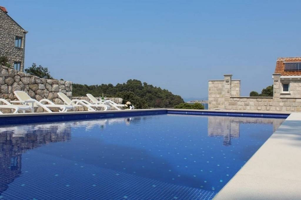 56 M² Ferienwohnung ∙ 2 Schlafzimmer ∙ 4 Gäste - Mljet