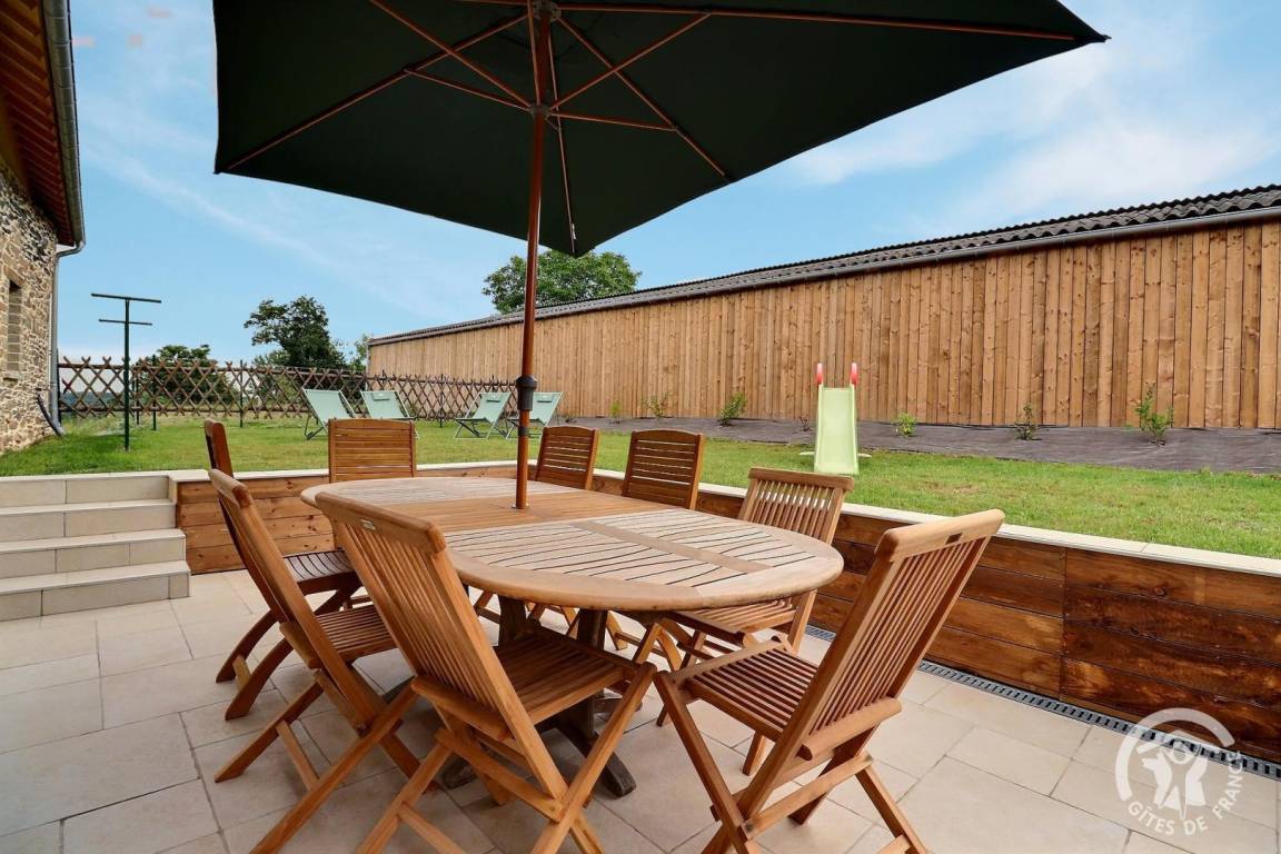 121 M² Gîte ∙ 3 Chambres ∙ 8 Personnes - Vitré