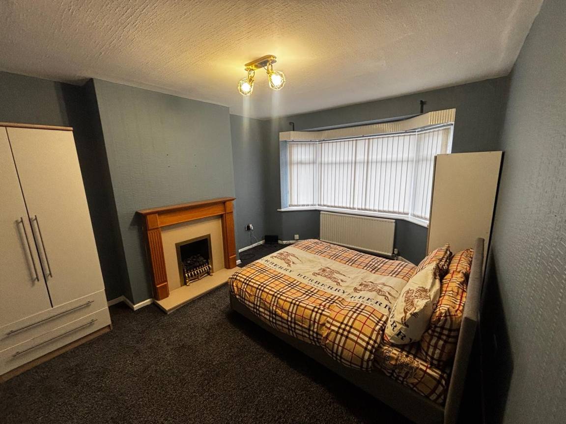 125 M² House ∙ 4 Bedrooms ∙ 9 Guests - Manchester