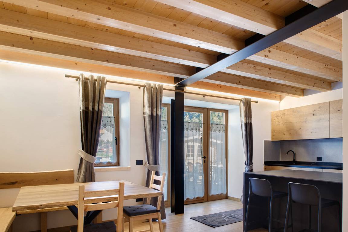 80 M² House ∙ 1 Bedroom ∙ 4 Guests - Fiera di Primiero