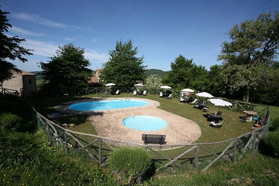 400 M² Farmhouse ∙ 1 Bedroom ∙ 24 Guests - Umbria