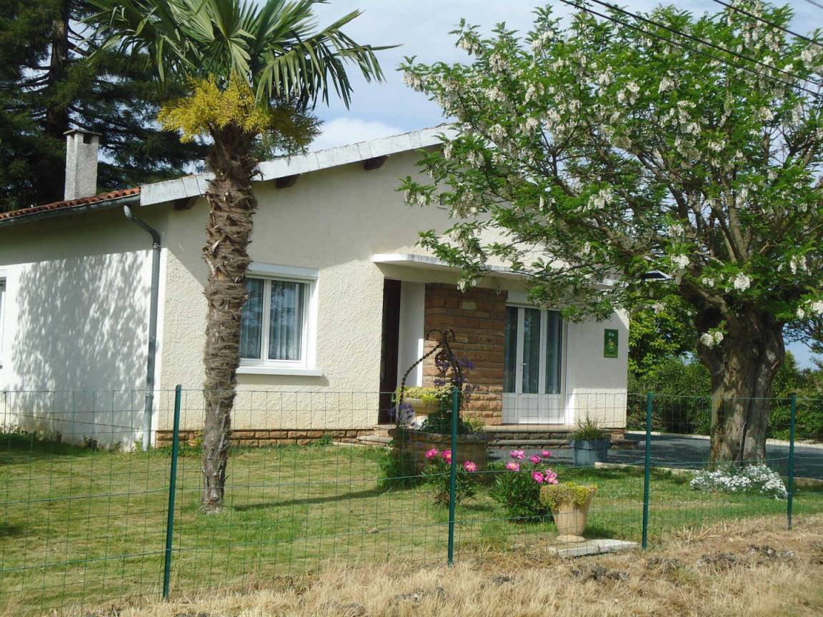 70 M² Gîte ∙ 2 Chambres ∙ 4 Personnes - Albi