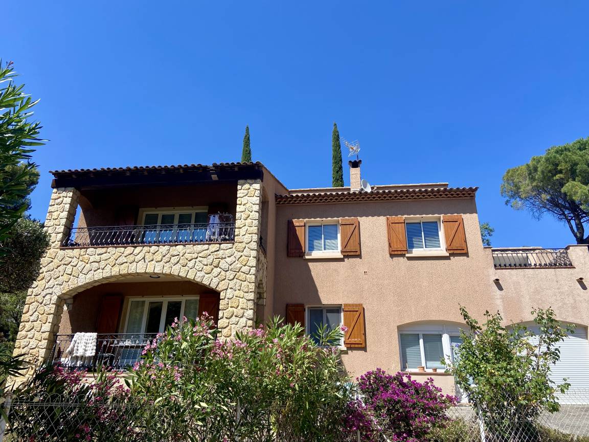 Appartement ∙ 3 Slaapkamers ∙ 5 Gasten - Le Pradet