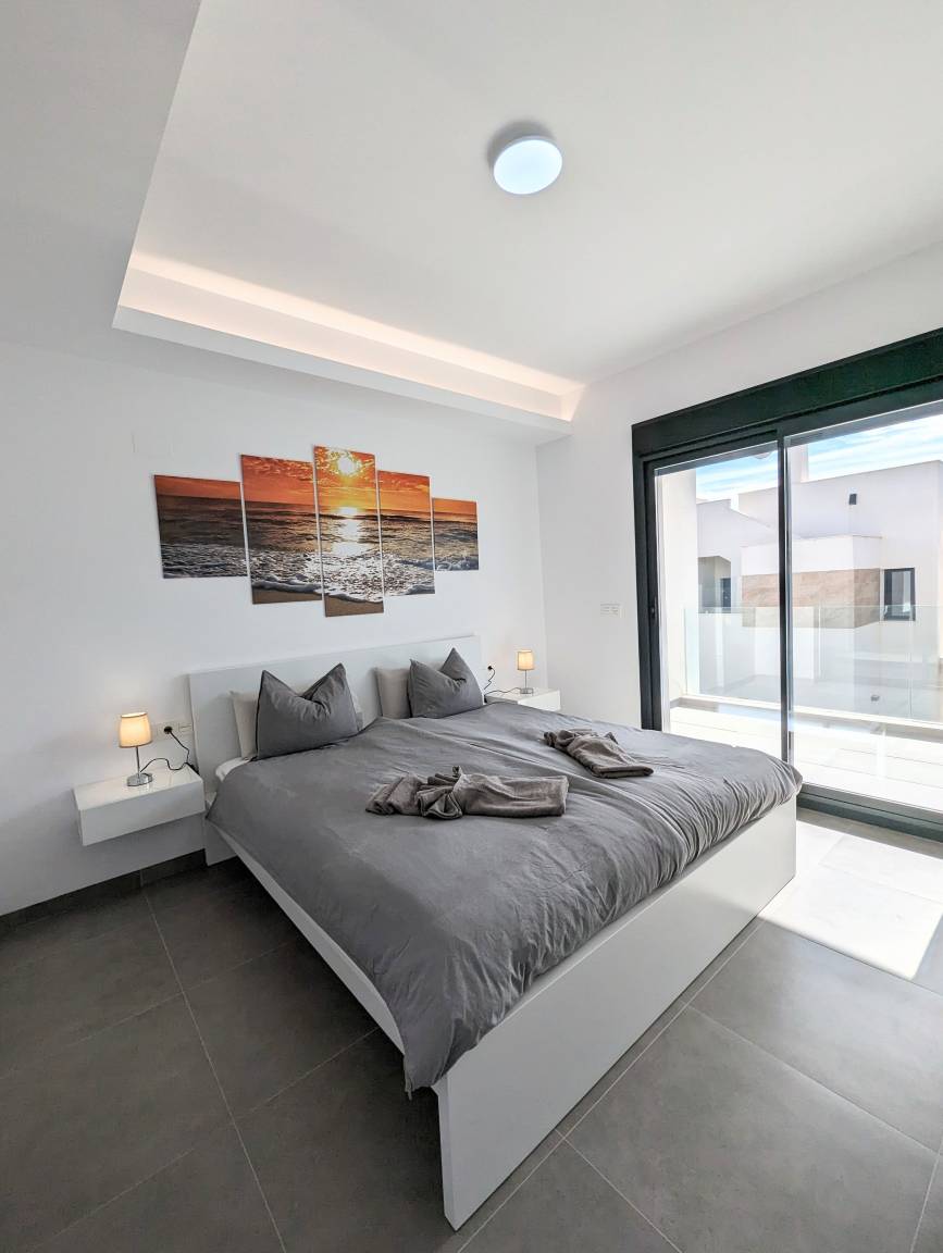 120 M² Maison De Vacances ∙ 3 Chambres ∙ 6 Personnes - Rojales