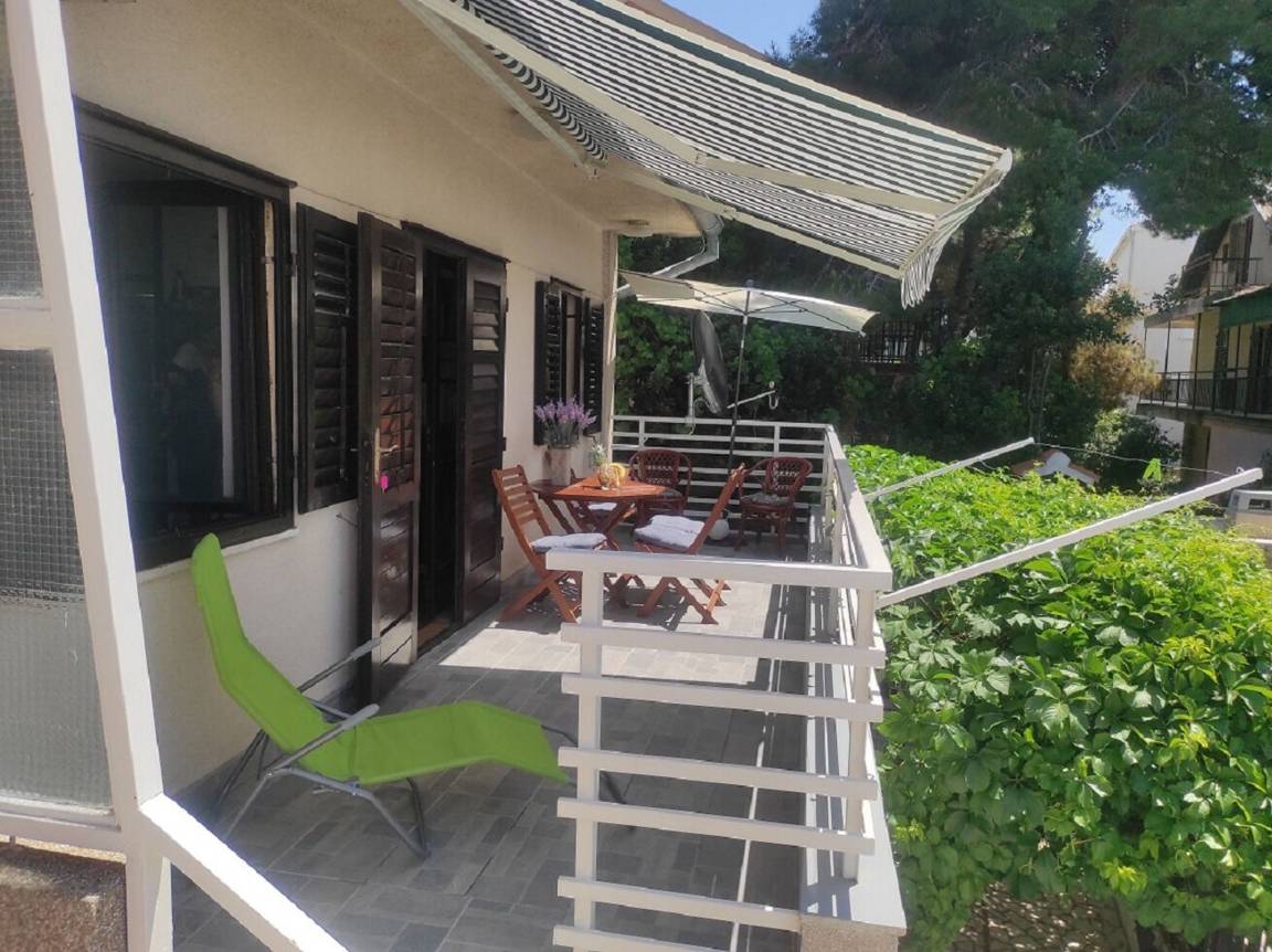 Apartamento ∙ 2 Habitaciones ∙ 5 Huéspedes - Brodarica