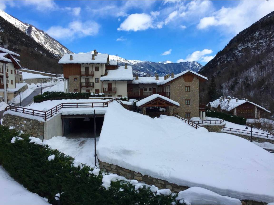 60 M² Appartamento Vacanza ∙ 2 Camere Da Letto ∙ 4 Ospiti - La Thuile