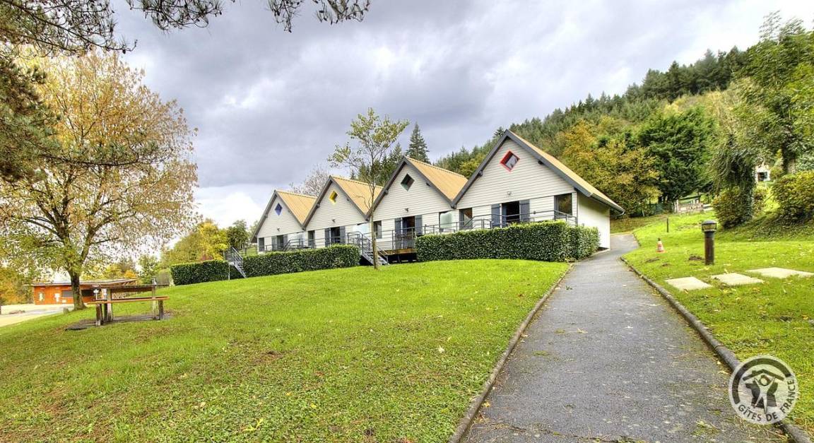 39 M² Gîte ∙ 2 Chambres ∙ 4 Personnes - Matour