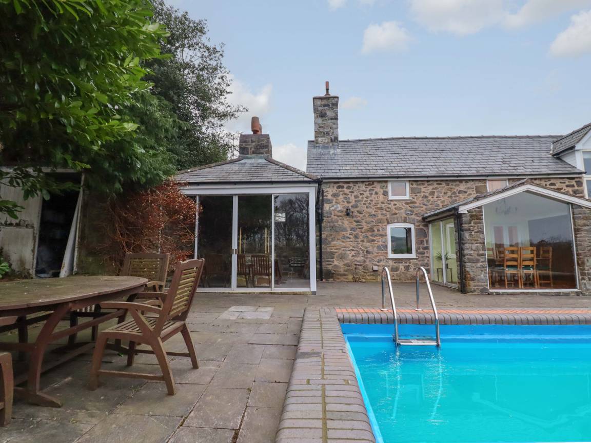 Cottage ∙ 3 Bedrooms ∙ 7 Guests - North Wales