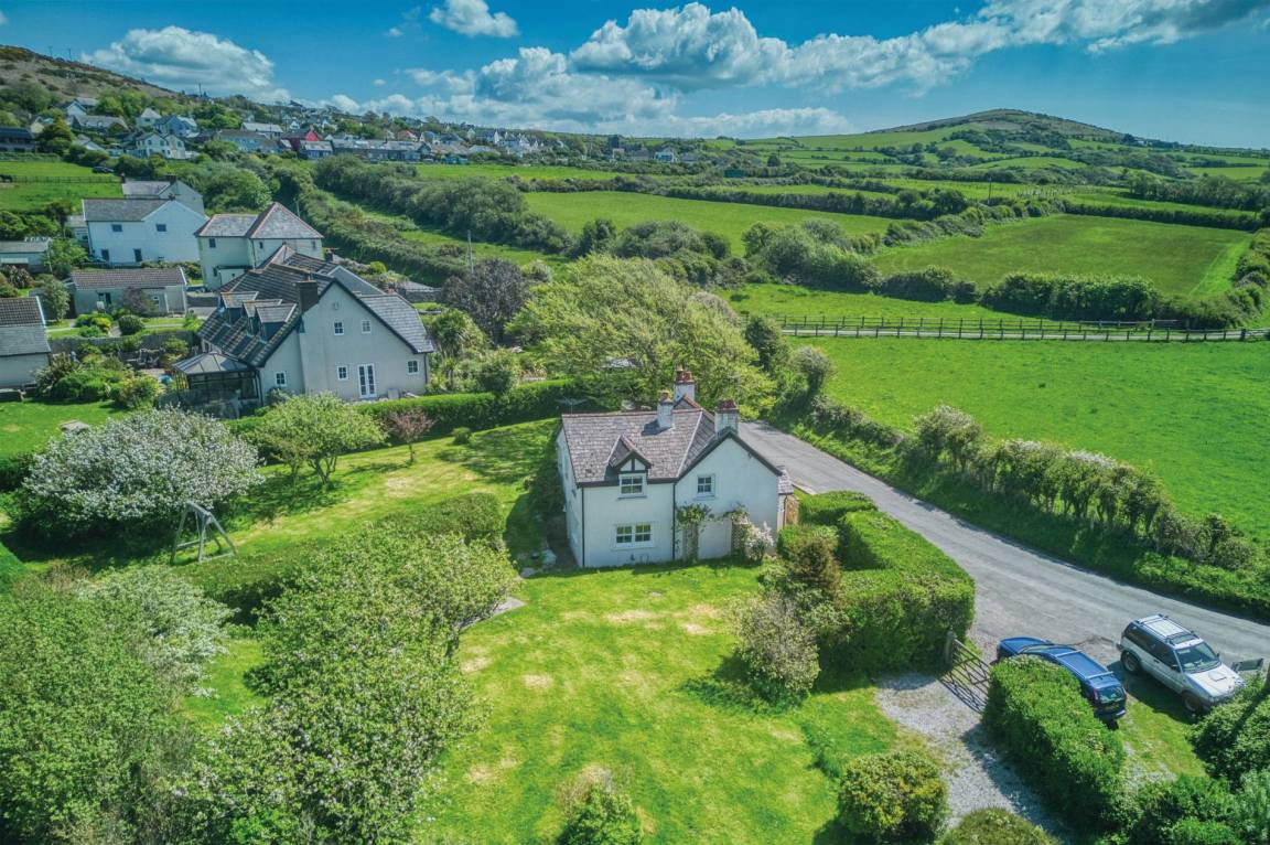 149 M² Cottage ∙ 4 Bedrooms ∙ 7 Guests - Rhossili