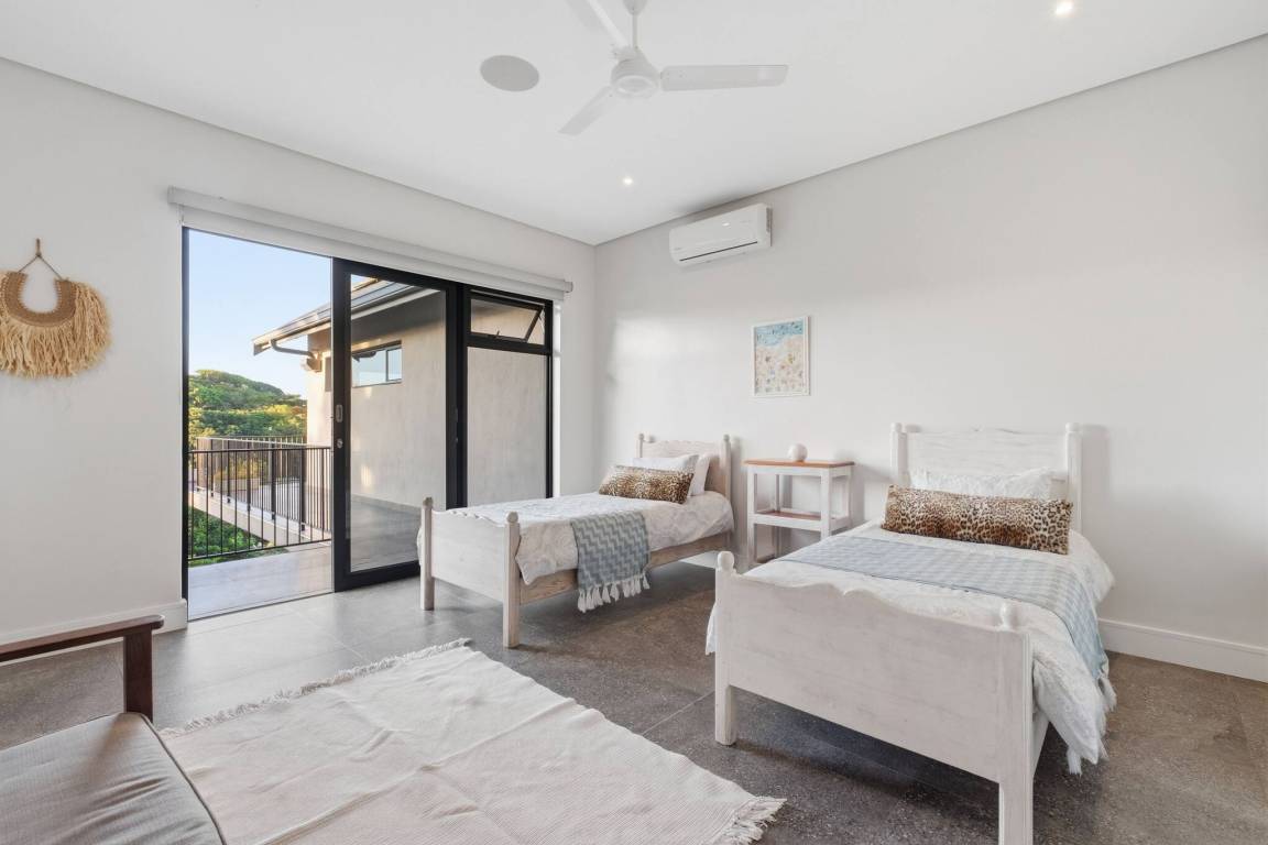 45 M² Private Room ∙ 2 Bedrooms ∙ 4 Guests - Dolphin Coast