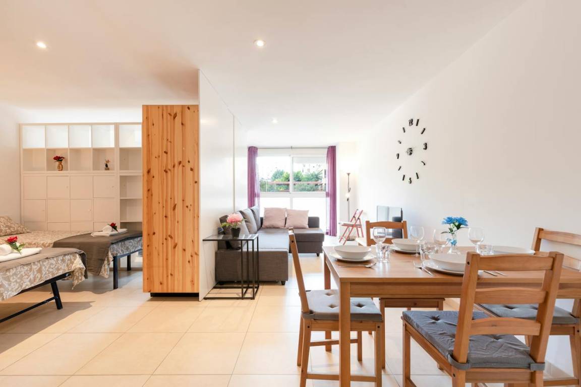 45 M² Apartamento ∙ 4 Huéspedes - Cerdanyola del Vallès