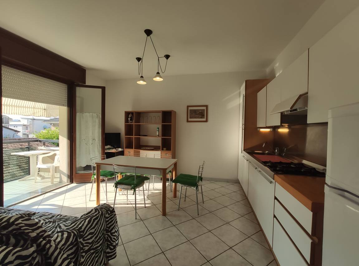 54 M² Appartamento Vacanza ∙ 2 Camere Da Letto ∙ 5 Ospiti - Misano Adriatico