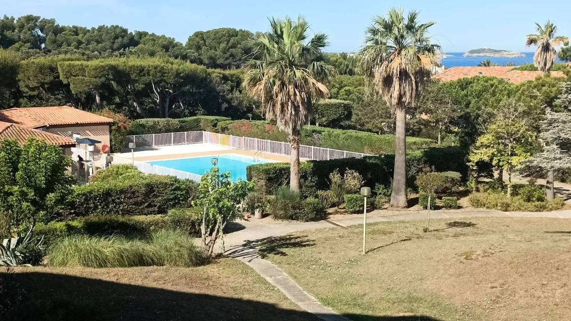 26 M² Appartement ∙ 1 Chambre ∙ 5 Personnes - La Seyne-sur-Mer