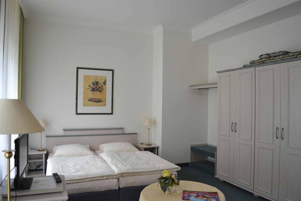 32 M² Ferienwohnung ∙ 2 Gäste - Bad Pyrmont