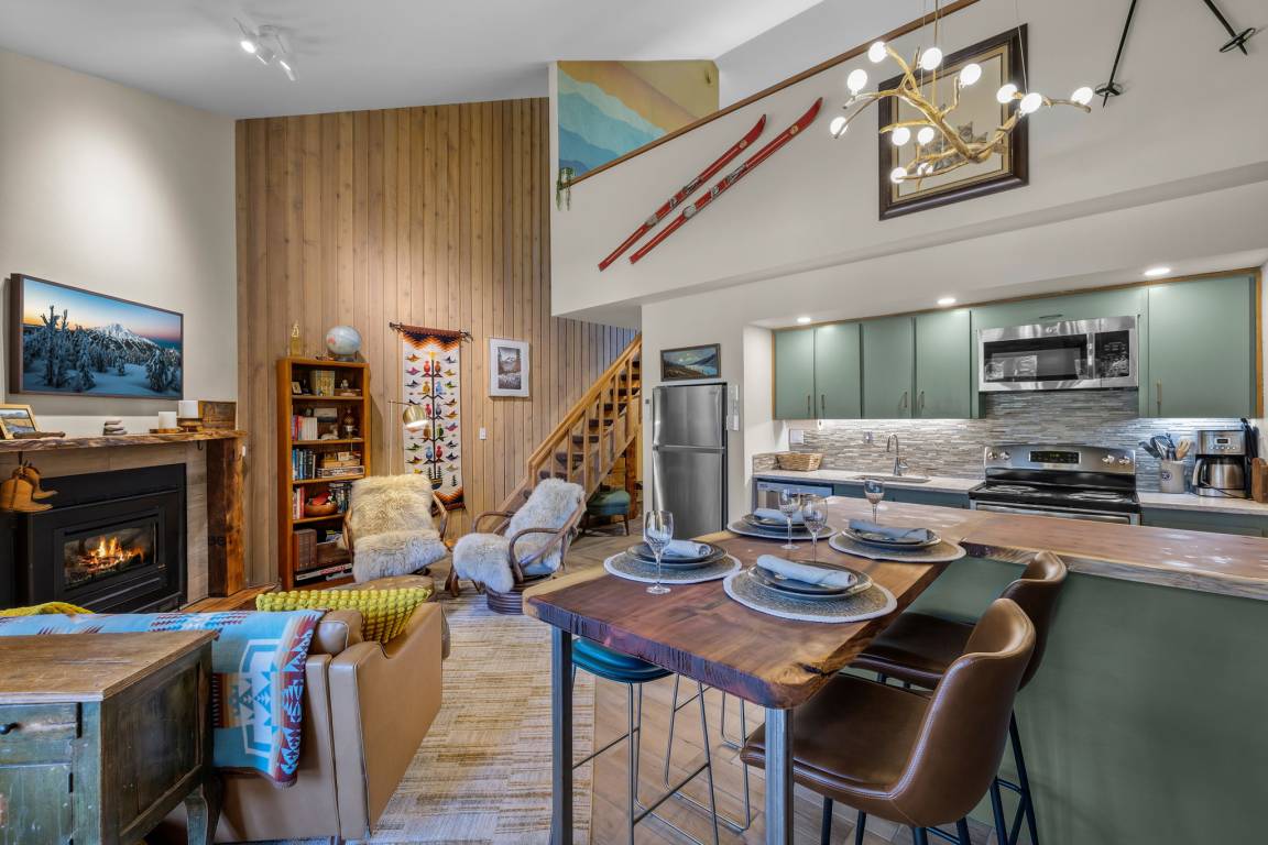 84 M² Condo ∙ 1 Bedroom ∙ 4 Guests - Bend, OR