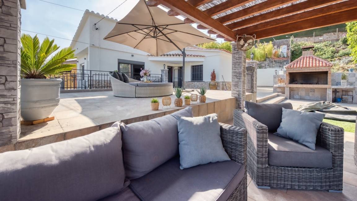 182 M² Villa ∙ 4 Chambres ∙ 9 Personnes - Lloret de Mar