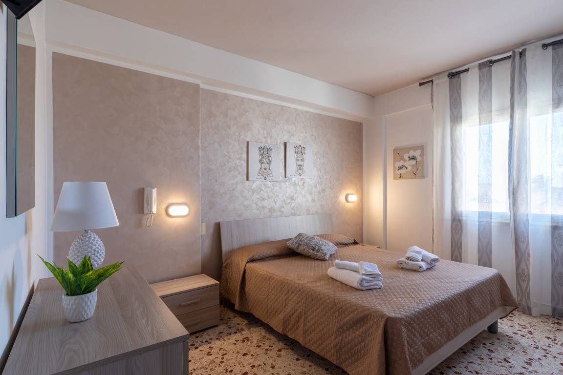95 M² Apartment ∙ 2 Bedrooms ∙ 6 Guests - Terrasini