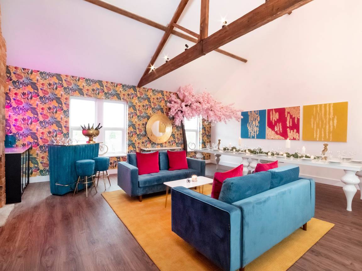 Cottage ∙ 5 Bedrooms ∙ 20 Guests - West Yorkshire