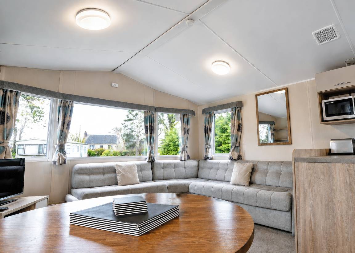 Caravan ∙ 3 Bedrooms ∙ 6 Guests - Tenby