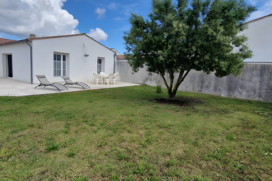 120 M² Maison De Vacances ∙ 3 Chambres ∙ 6 Personnes - Sainte-Marie-de-Ré