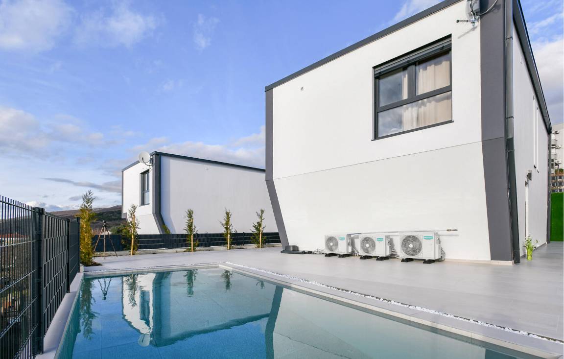 210 M² Ferienhaus ∙ 5 Schlafzimmer ∙ 10 Gäste - Kraljevica