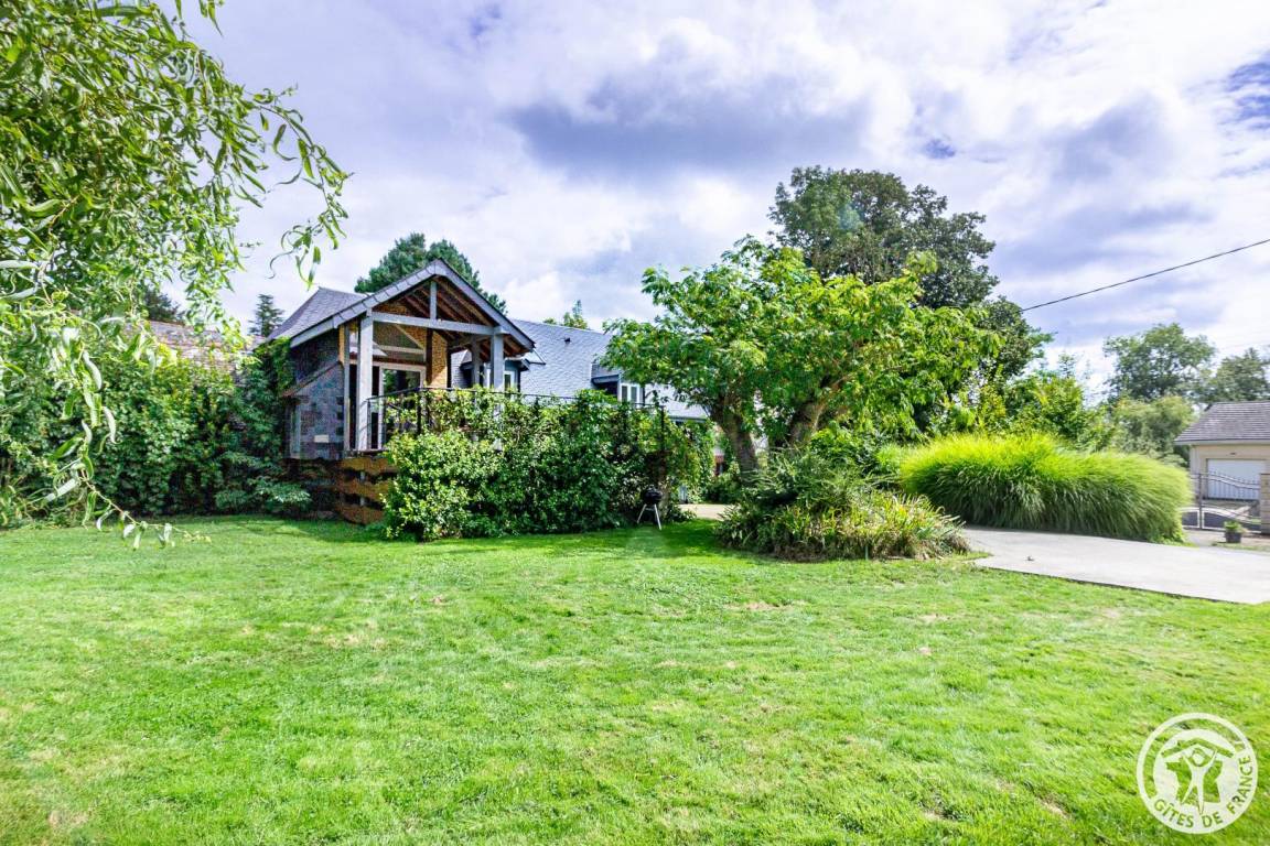 110 M² Gîte ∙ 3 Chambres ∙ 6 Personnes - Tarbes