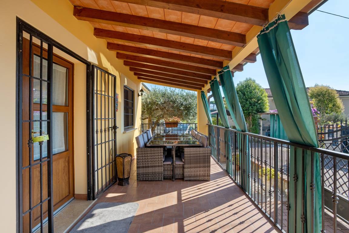 150 M² Villa ∙ 3 Bedrooms ∙ 10 Guests - Lerici