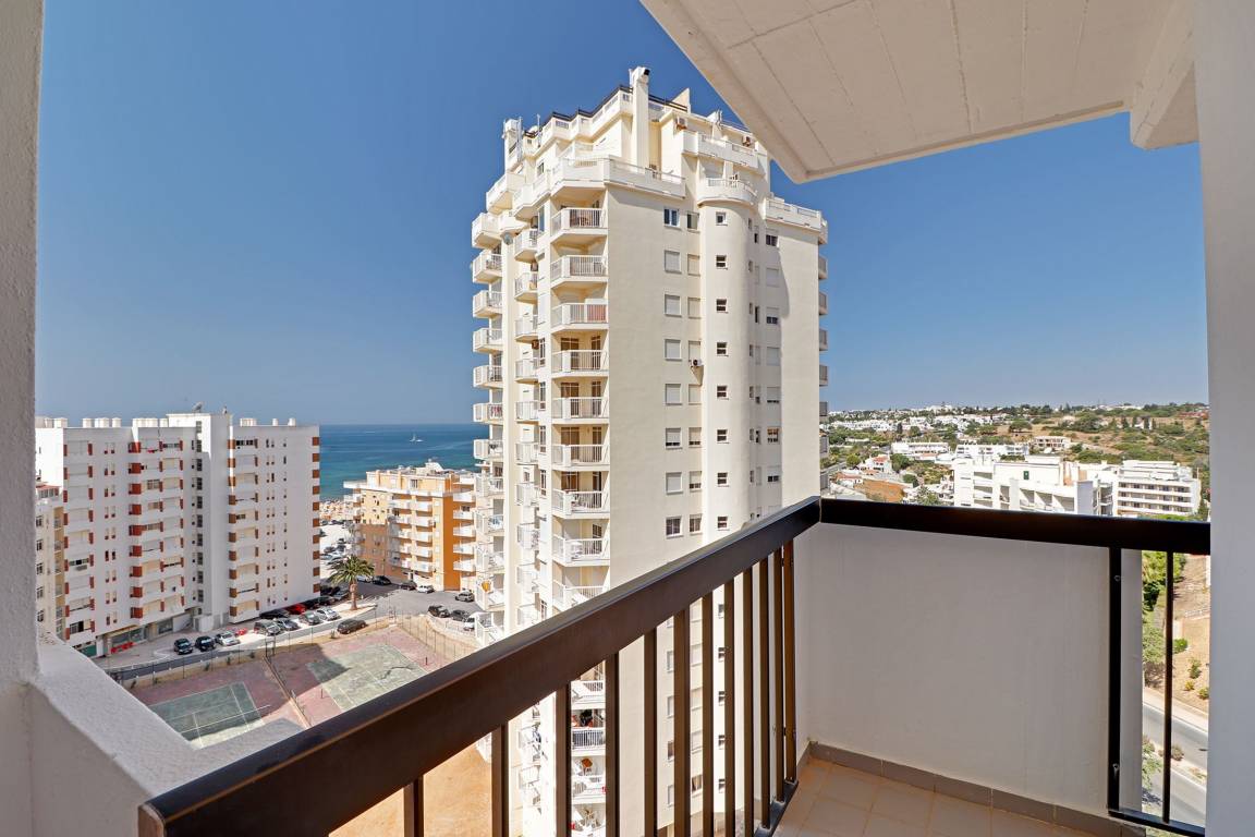 69 M² Apartamento ∙ 1 Habitación ∙ 4 Huéspedes - Armação de Pêra