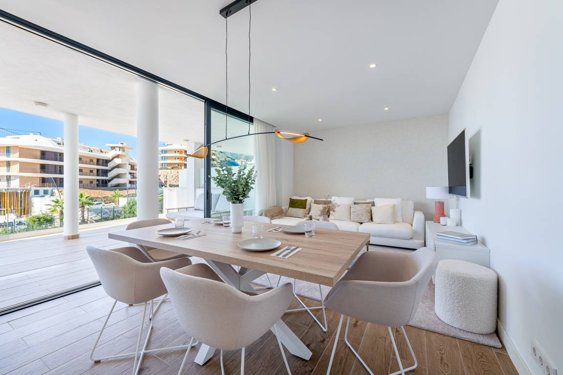88 M² Ferienwohnung ∙ 2 Schlafzimmer ∙ 4 Gäste - Fuengirola