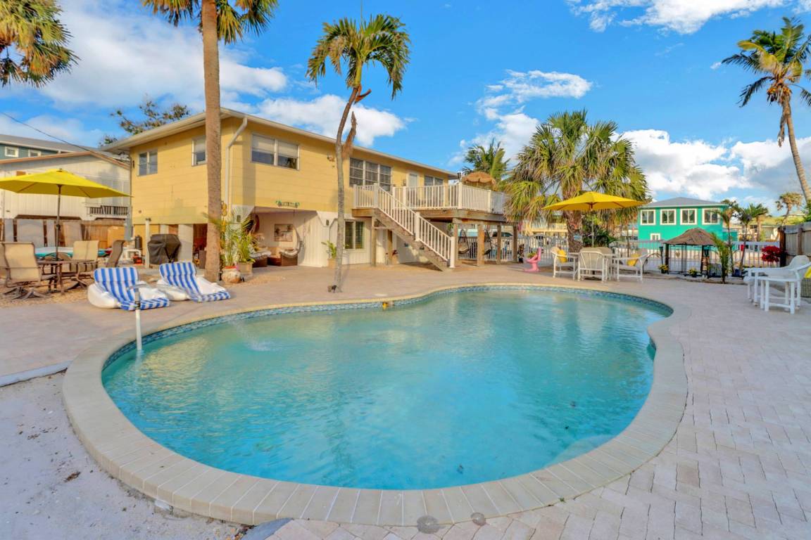 56 M² Ferienhaus ∙ 1 Schlafzimmer ∙ 4 Gäste - Fort Myers Beach, FL