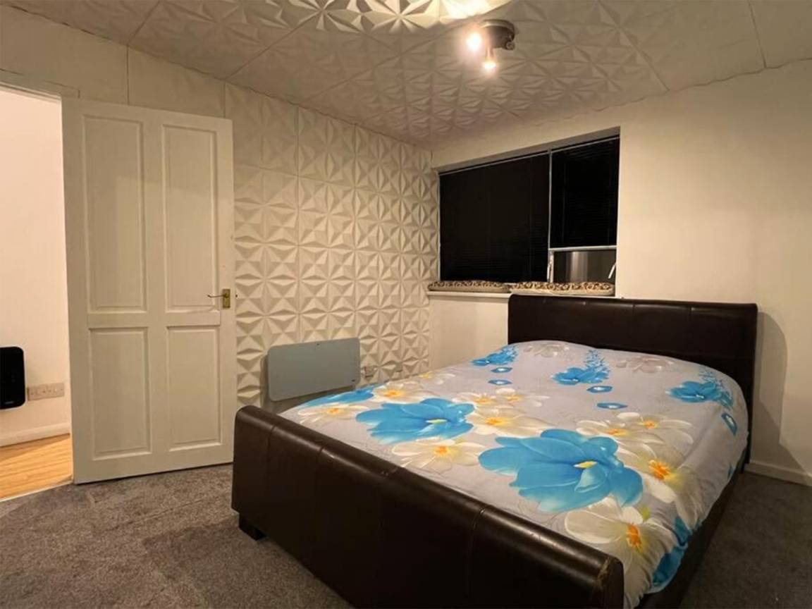 100 M² Apartment ∙ 2 Bedrooms ∙ 4 Guests - Handsworth - Birmingham 