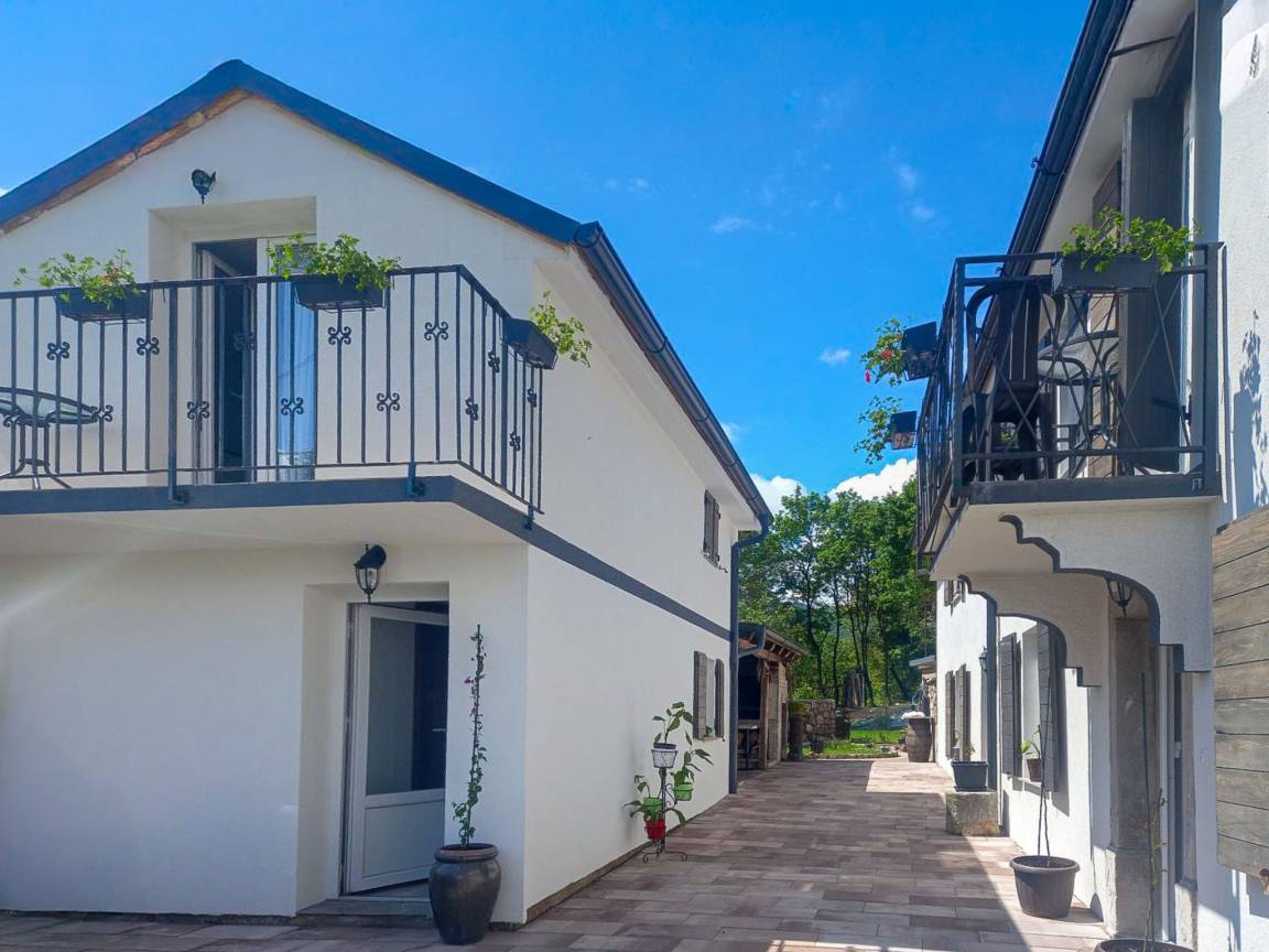 60 M² Ferienhaus ∙ 1 Schlafzimmer ∙ 3 Gäste - Kastav