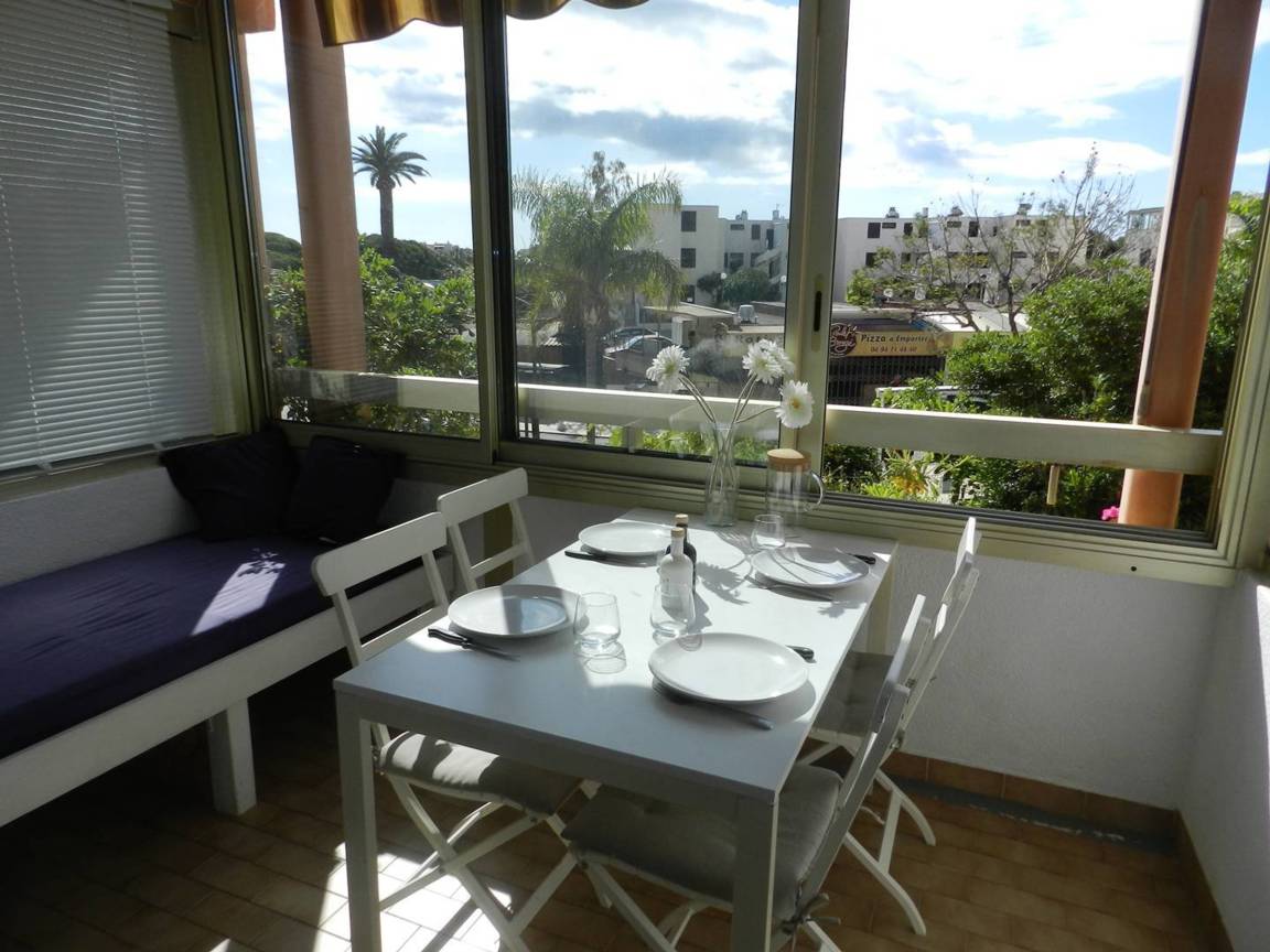 28 M² Appartement ∙ 1 Chambre ∙ 4 Personnes - Bormes-les-Mimosas