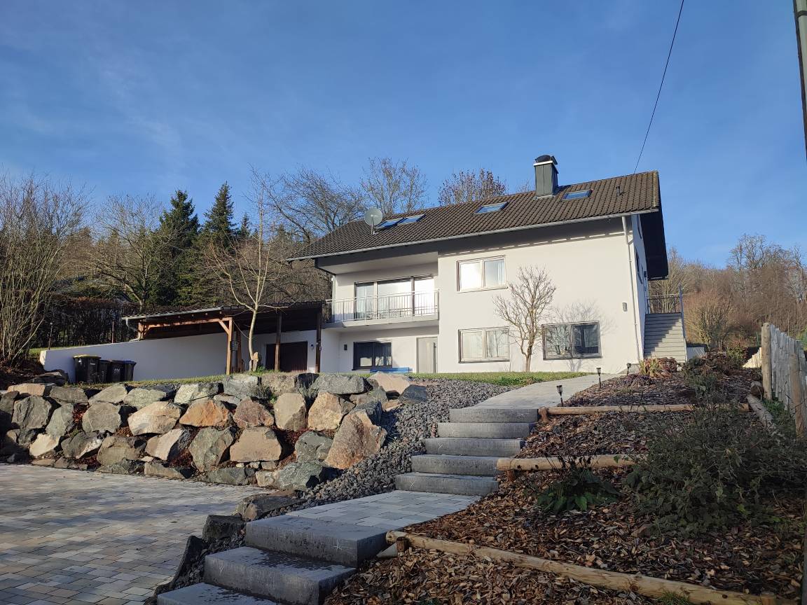 140 M² Ferienhaus ∙ 2 Schlafzimmer ∙ 6 Gäste - Herbstein