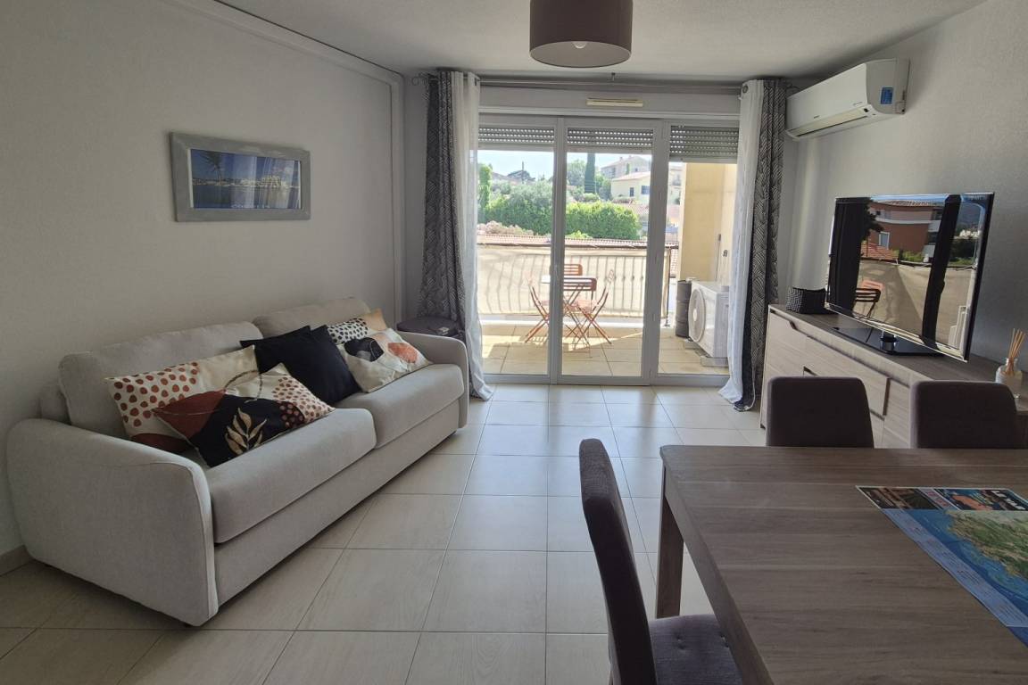 61 M² Appartement ∙ 2 Chambres ∙ 4 Personnes - Cogolin